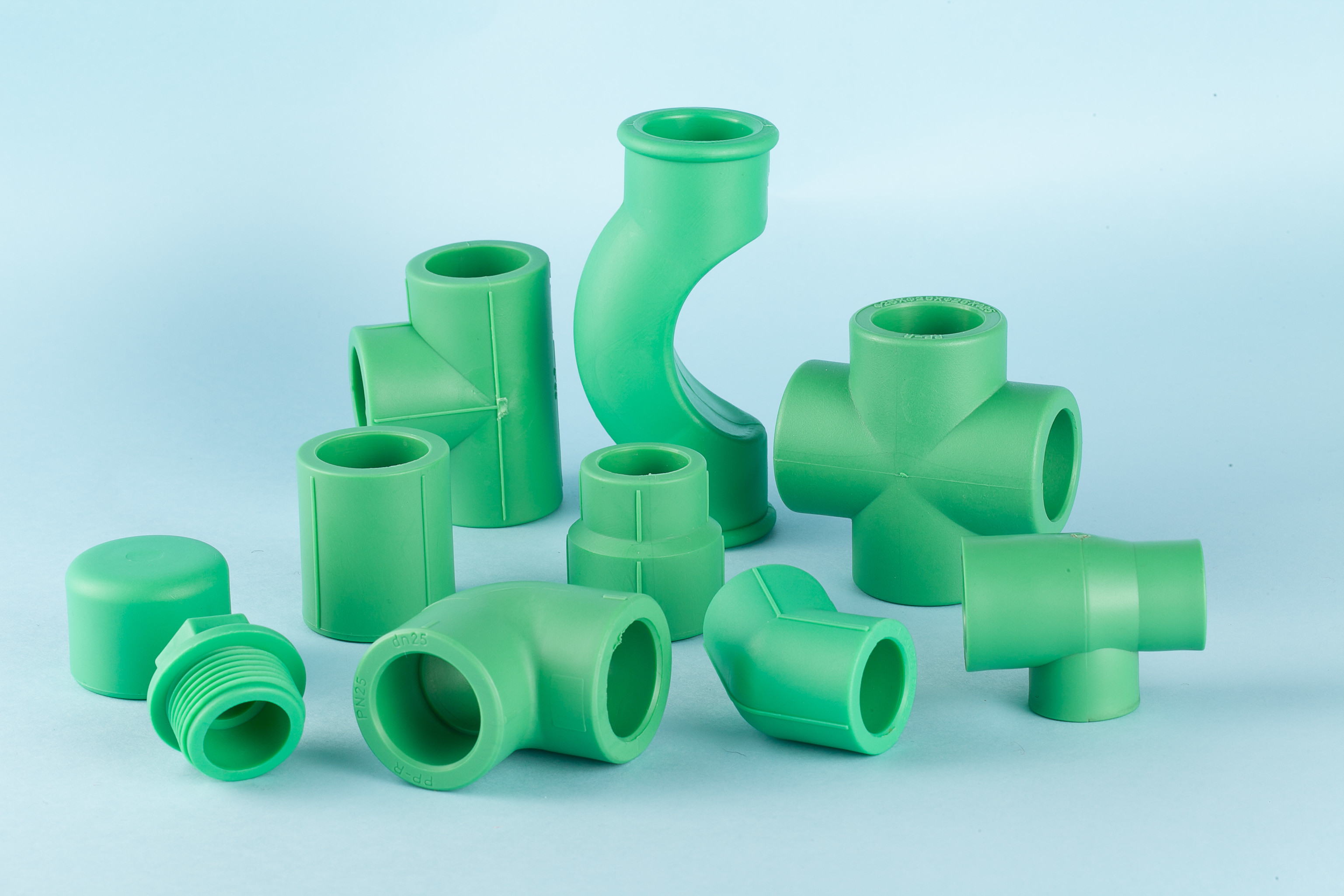 Impact Resistance Polypropylene Plastic Pipe PN10 - PN25 Green Color ...